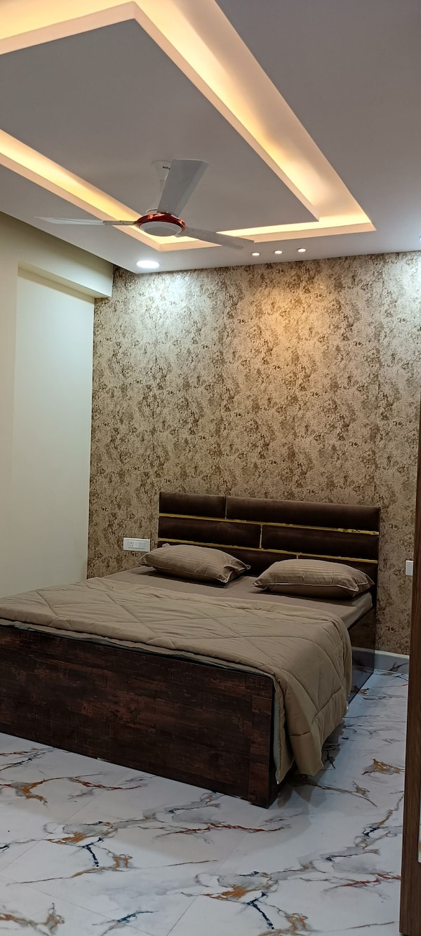 Charming 2-bedroom Apartment In Nagpur With Ac - 나구푸르