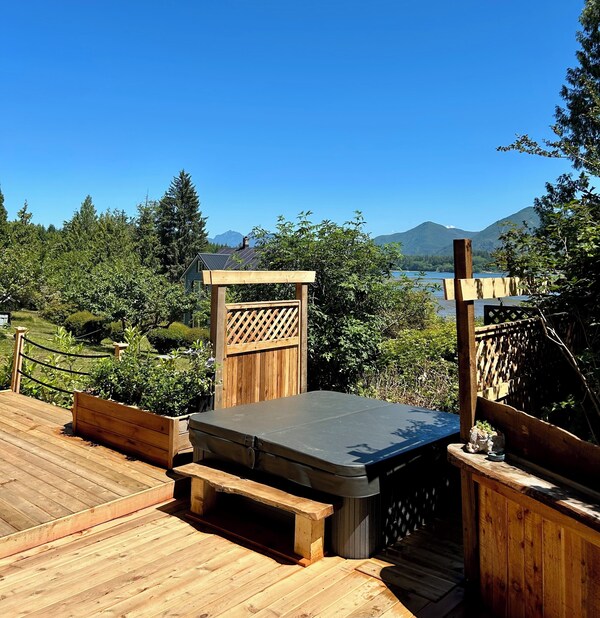 Fletchers Cabin - Vancouver Island