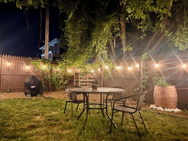 Charming 2 Br Pet Friendly House W Garden In Fabulous Burlington's Old North End - Shelburne Vineyard, Shelburne