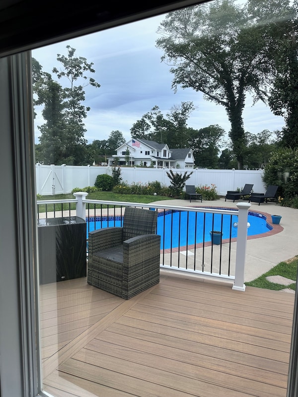 Charming 4-bedroom Retreat With Pool In Lovely Spring Lake Free Parking - Manasquan, NJ