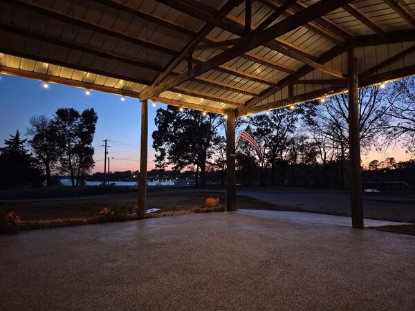 Cozy Camper In Amazing Grove With Lakeview - Grove, OK