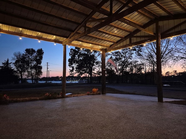 Cozy Camper In Amazing Grove With Lakeview - Grove, OK