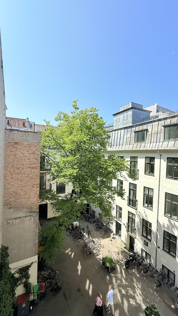 City Apartment In Copenhagen With 4 Bedrooms Sleeps 6 - Copenhagen