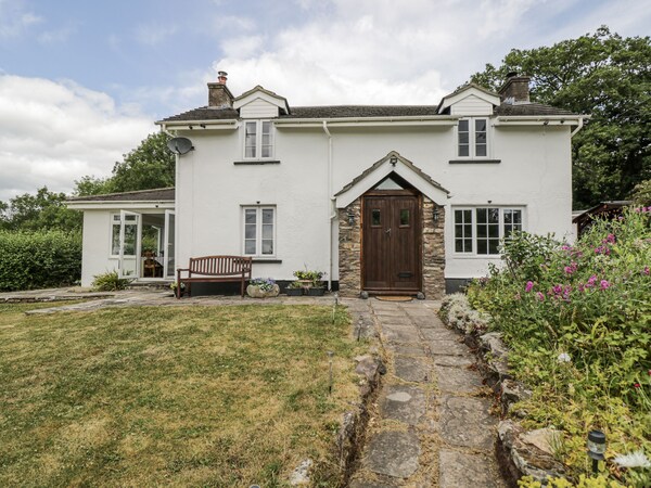 Woods Cottage, Pet Friendly, With Hot Tub In Raglan - Usk