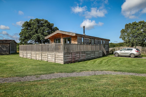 Dog Friendly Curlew Lodge Riverdale Located In Yorkshire - Ripon