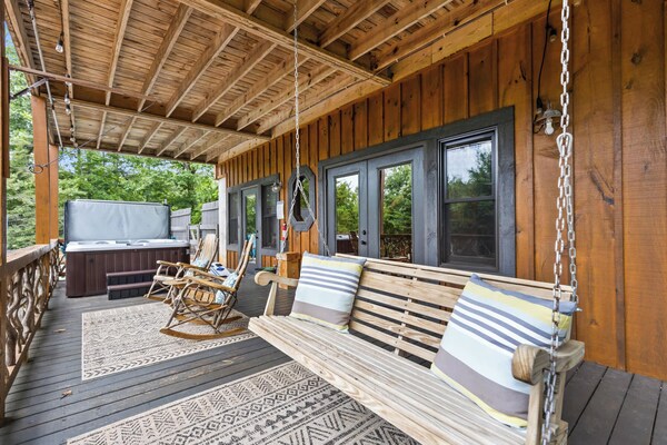 Ez Come Ez Geaux - Stunning Mtn Views - Hot Tub - Blue Ridge, GA