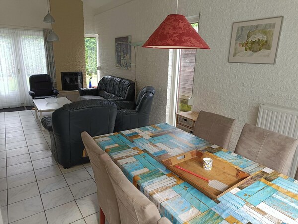 The Type Strandparel  Located At The Schoneveld Holiday Park  Is A Cosy Semi-detached House With Garden And Terrace. There Is A Spacious Living Room With An Open Kitchen And A Cosy Fireplace. - Cadzand