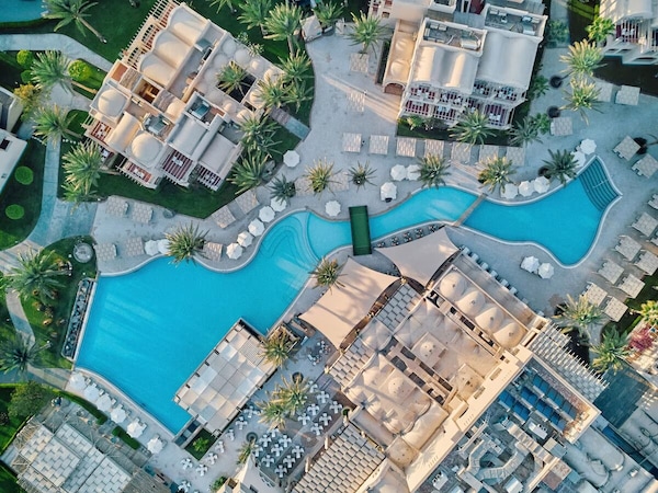3 Boutique Seafront Rooms With Outdoor Pools | 5 Stars Resort W/ Private Beach - Hurghada