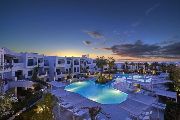 4 Bright Rooms With Balcony And Outdoor Pool Near Domina Coral Bay Beach - Sharm-el-Sheikh