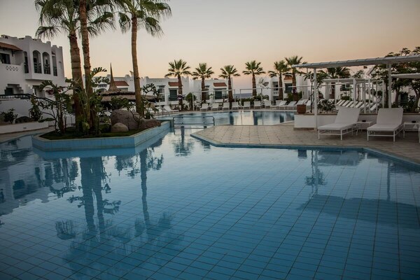 Dive Into Adventure From 4 Family-friendly Rooms Near Domina Coral Bay Beach - Sharm El-Sheikh