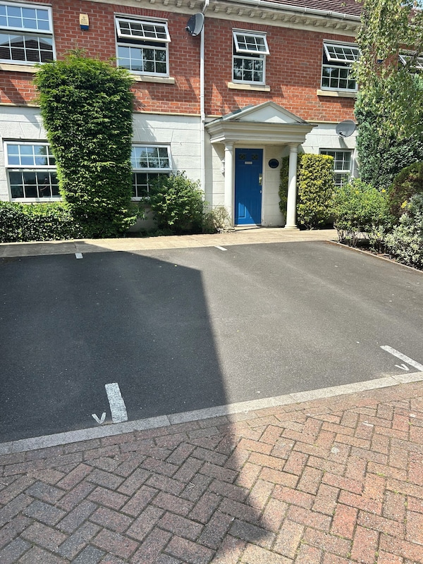 Charming 2-bedroom Apartment Near Southport With Wifi - サウスポート
