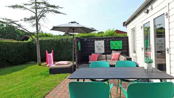 The Flamingo - Your Tropical Resort By The Sea - Bergen, Netherlands