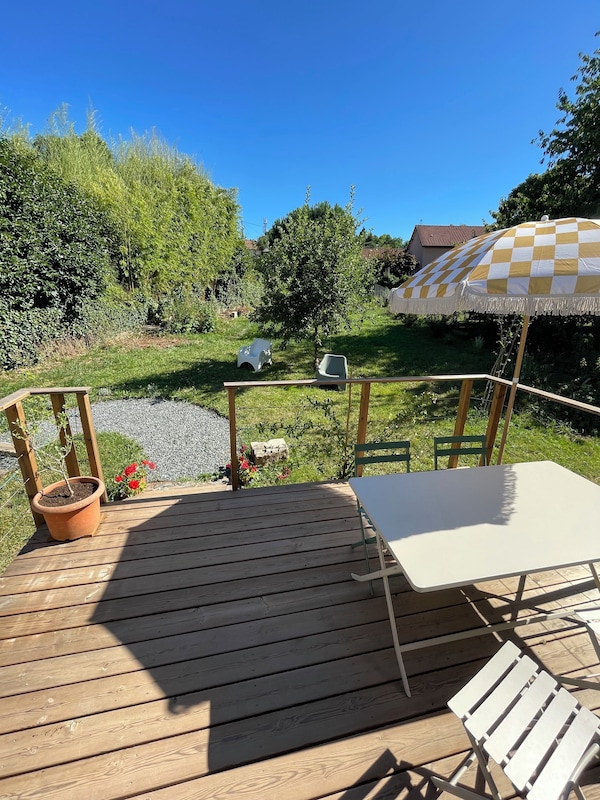 Loft Avec Terrasse Et Jardin Dans Une Grange Rénovée - Limousin