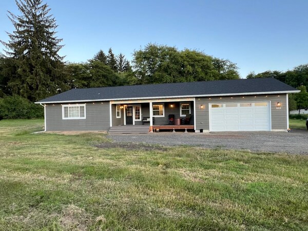 Comfy Pnw Escape In Town - Quiet And Peaceful, Brandnew House - 포크스