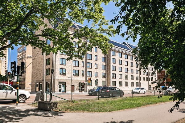 Scandinavian Comfort In äLvsjö - 斯德哥爾摩