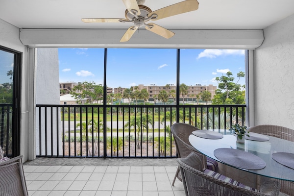 New To The Rental Market  Sandpebble 3f - Coastal Comfort On Sanibel Island - Sanibel, FL