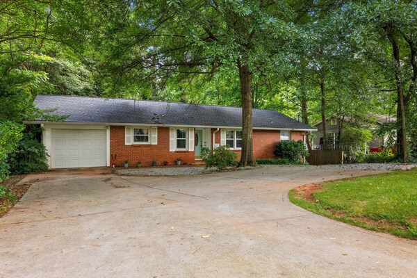 Chic 1br Suite In Tucker - Stone Mountain, GA
