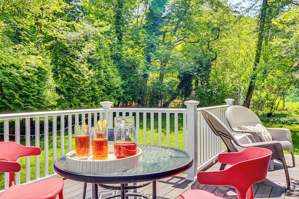 1 Mi To Campus: Princeton Home W/ Furnished Deck - Monmouth County, NJ