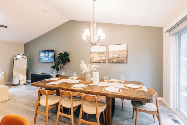 Spacious 4-br House W/ Games Room  In Delightful Blaine By Nsc, Tpc &Twin Cities - Blaine, MN
