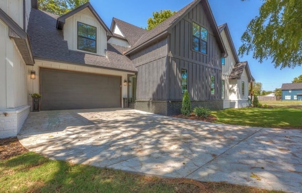 Luxury Large New Construction - Broken Arrow, OK