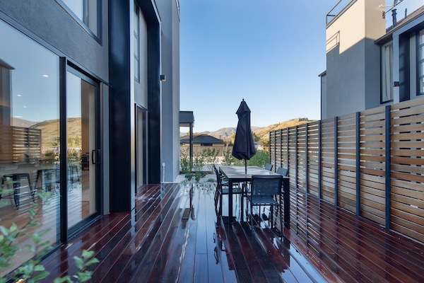 Hayes Chalet, Alpine Escape 5br Stay - Arrowtown