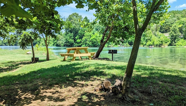 Primitive Riverside Camping With Picnic Table, From, And Pet Friendly - Arkansas