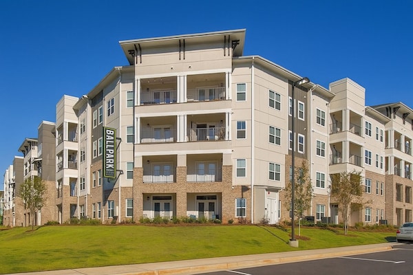 2-bedroom Apartment In Tranquil Madison With Wifi, Fitness Room, Ac - Huntsville, AL