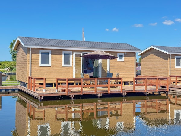 Air-conditioned Chalet With Waterside Terrace - Utrecht