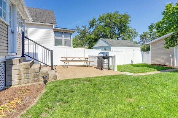 Walk To Lake Erie: Spacious Home In Sandusky! - Sandusky