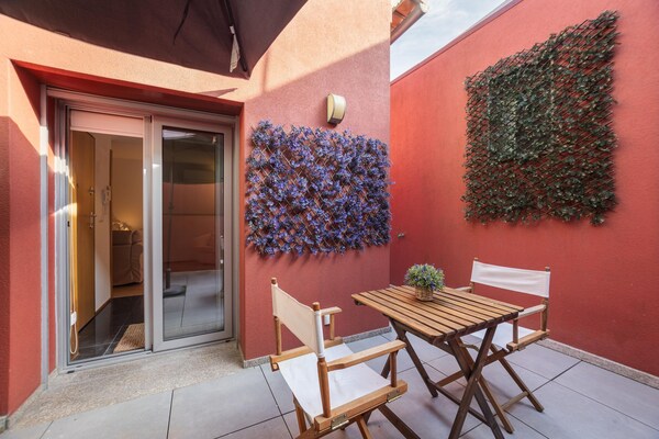 Modern 2-bedroom Apartment In The Historic Center - Braga