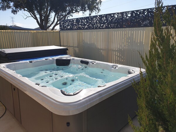 Immaculate House Near New, Has Everything And Very Cosy - Canberra