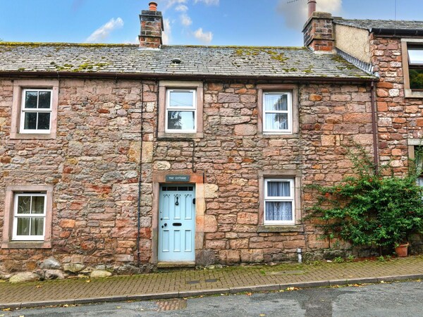 Wonderful  Villa For 4 Guests With Wifi, Tv, Pets Allowed And Parking - Pooley Bridge