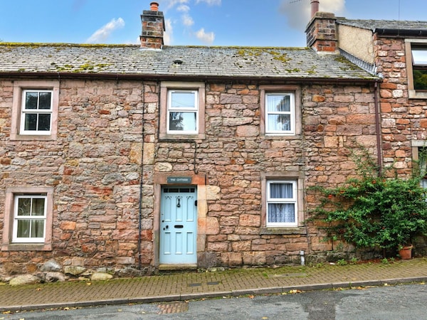 Wonderful Villa For 4 Guests With Wifi, Tv, Pets Allowed And Parking - Pooley Bridge