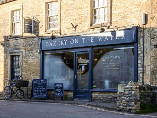 Beautiful Apartment For 4 People With Wifi, Pets Allowed And Parking - Bourton-on-the-Water