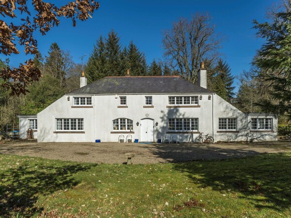 Stunning  Villa For 10 People With Wifi, Tv, Terrace And Parking - Cullen