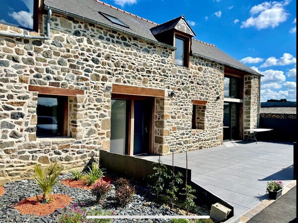 Grand Gîte De Charme Avec Jacuzzi - Yffiniac