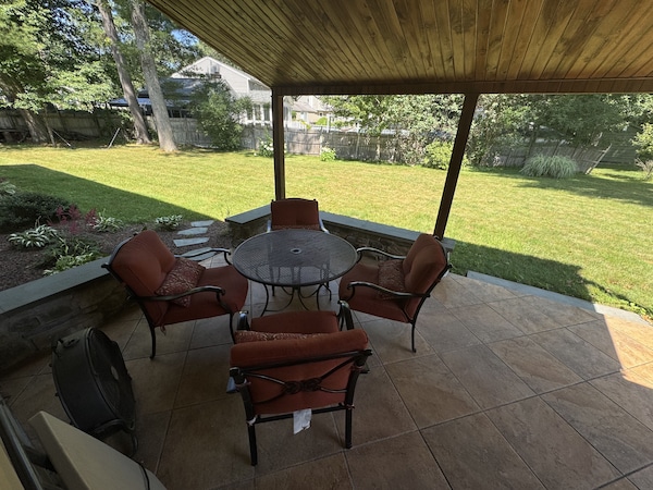 20minutes To Saratoga Track, 3mi To Highway. Pet Friendly. 3 Night Minimum - Clifton Park, NY