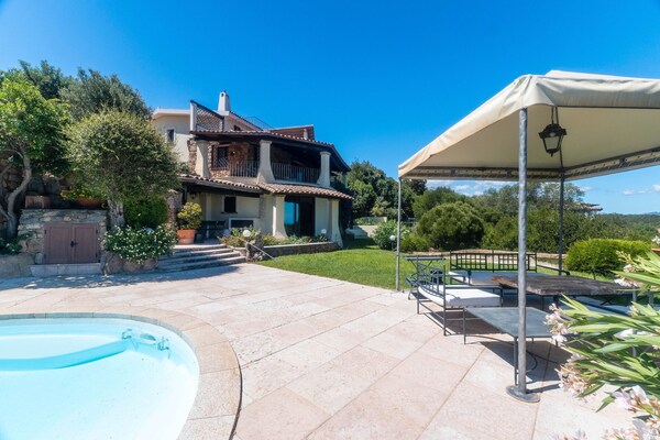 Villa 'Cala Bitta' Mit Meerblick, Wlan Und Klimaanlage - Arzachena