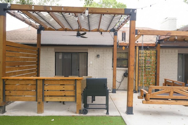 Modern Retreat  Pergolas  Games  Outdoor Fun - Richmond