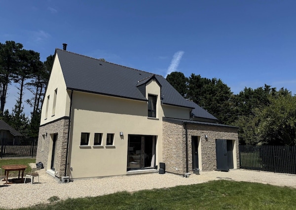 Pleasant House With Garden Near The Sea - Dinard