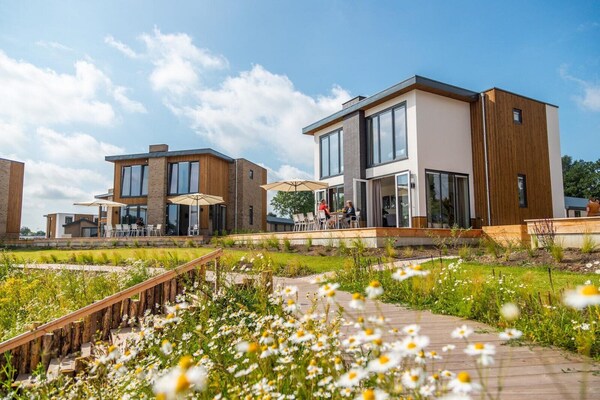 Vakantiepark Aan De Maas - Pavilion L'etage Sauna - Zaltbommel