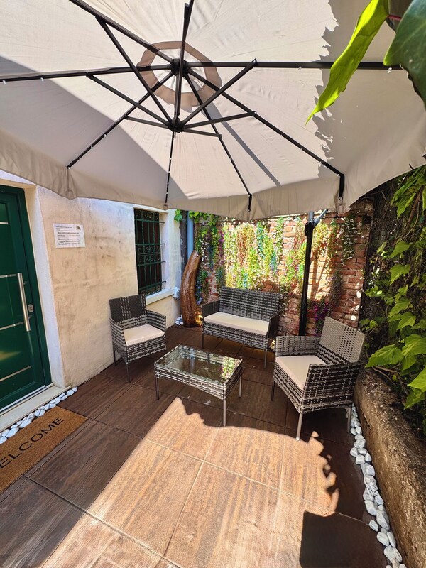 Cozy Townhome With Wifi And Ac In Enchanting Venezia - Venice