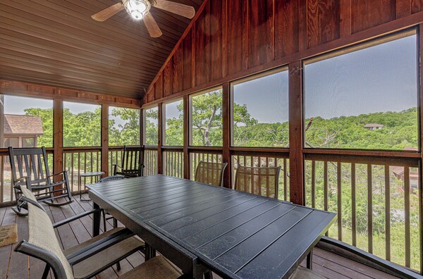 Charming 4-bedroom Lodge With Lots Of Amenities In Branson - Branson, MO