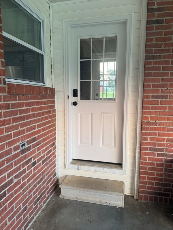 Charming 3-bedroom House With Wifi And Ac In Beautiful Loretto - David Crockett State Park, Lawrenceburg