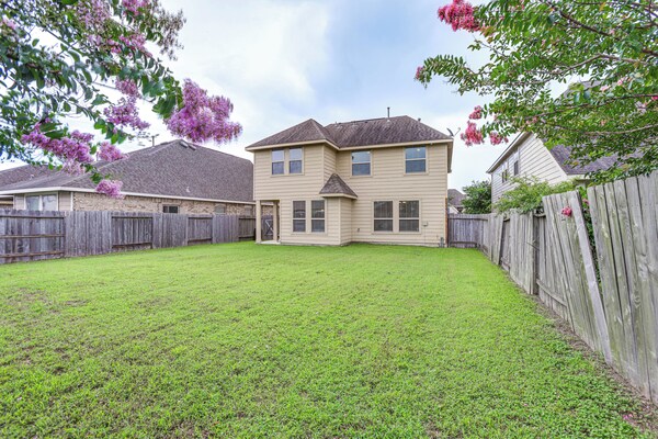 Covered Patio & Spacious Yard: Houston Area Home! - Humble, TX