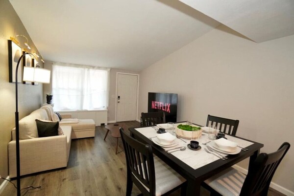 Suite - 10 Min To Ft Moore - Columbus, GA