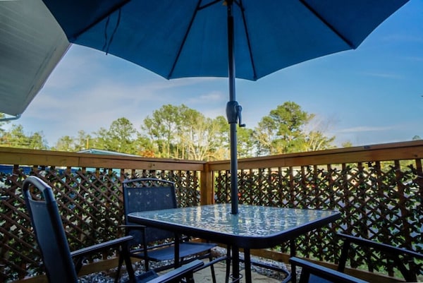 Azure Oasis - Convenient Comfort, Near Fort Moore - Columbus, GA