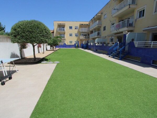 Ap Els Pins, Ideal Para Tus Vacaciones Cerca Del Mar, Wifi Gratuito, Aire Acondicionado , Piscina Comunitaria, Se Admiten Mascotas, Playa Para Perros - Riumar