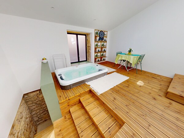 Maison De Charme à Poussan Avec Espace Spa - Bouzigues