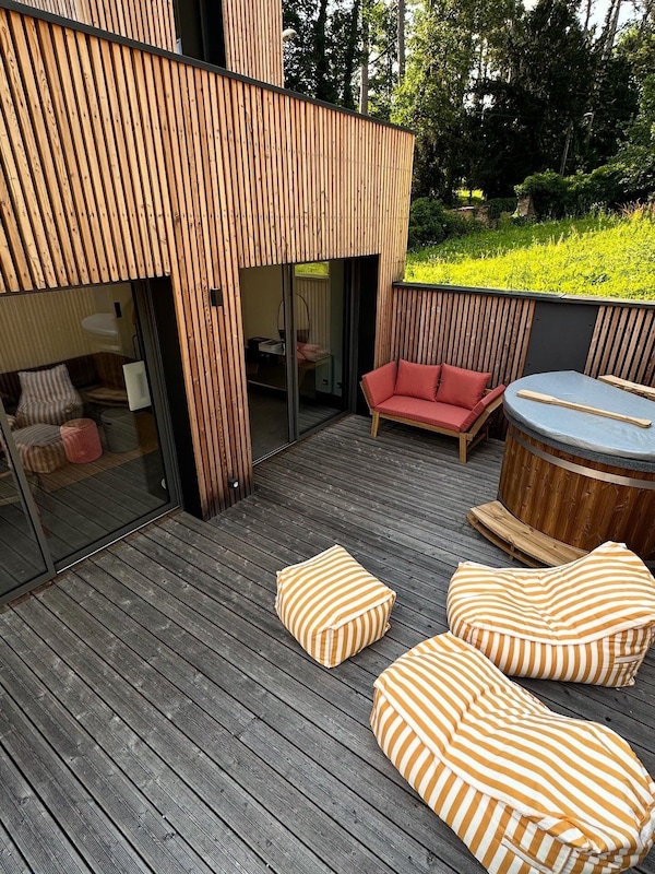Mon Pigeonnier - Centre Historique De Vesoul \Nbain Nordique, Terrasse Et Parking - Vesoul